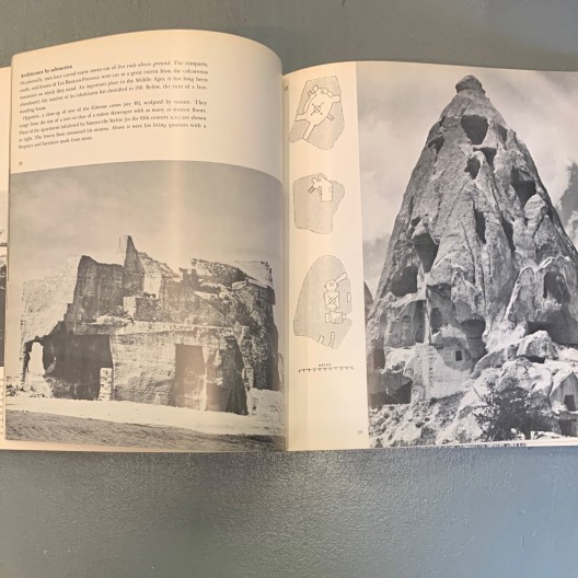 architecture-without-architects-bernard-rudofsky-